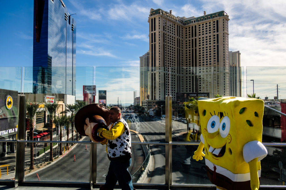 Alien Antics in America - Flemming Bo Jensen